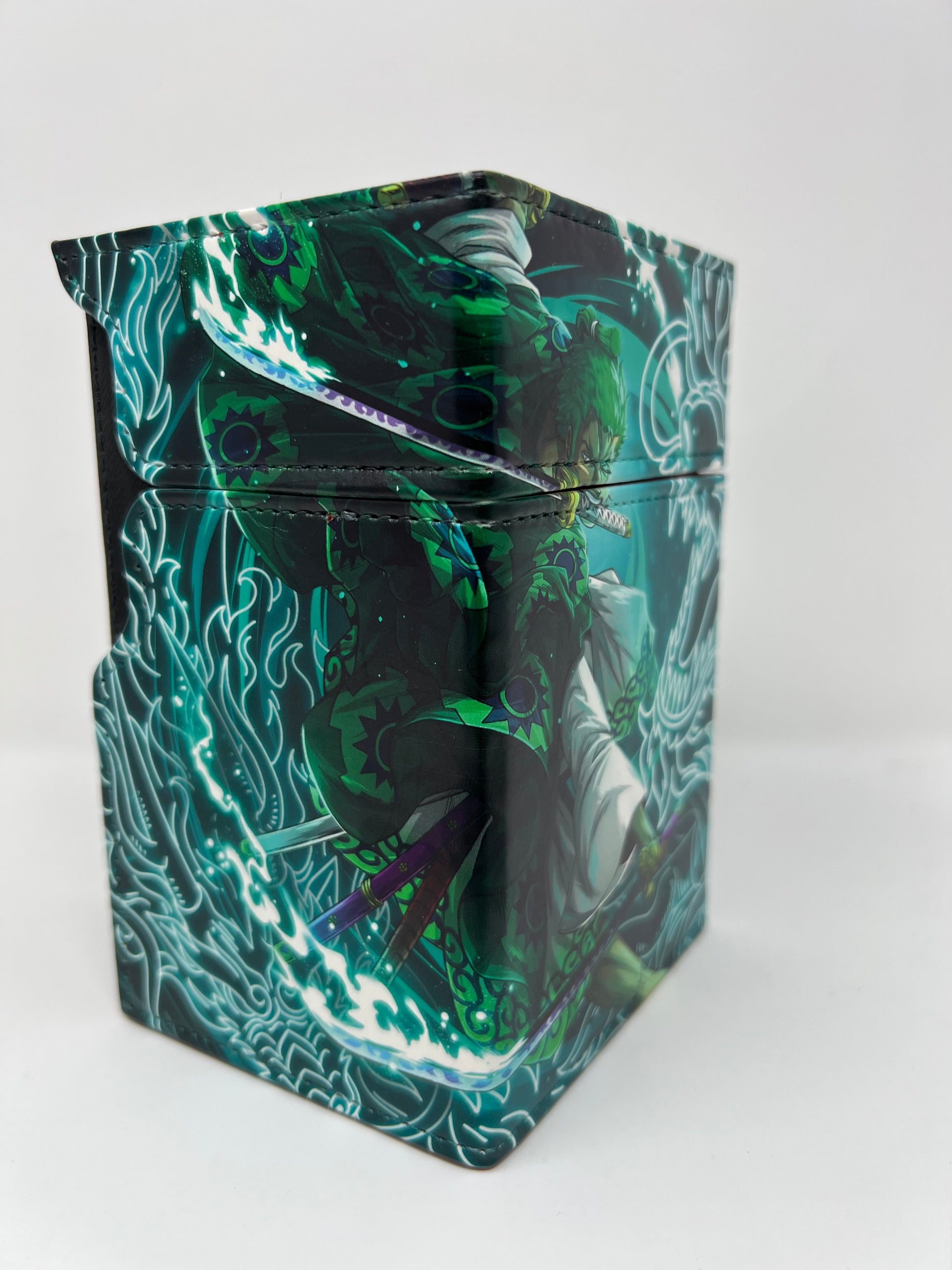 Roronoa Zoro Deluxe Deck Box – ReillyTCG